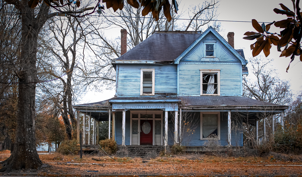 12 ANNOYING Quirks You Should Know if You’re Buying an Old House ...